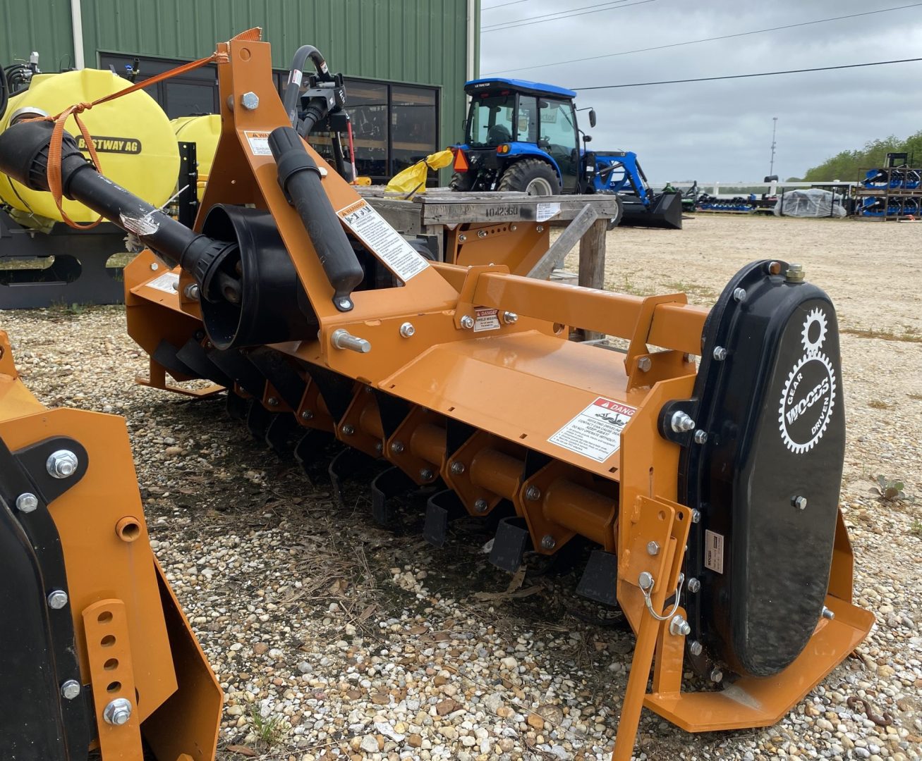 Woods RT72.40 Rotary Tiller – 6′ – Parkway Equipment Inc